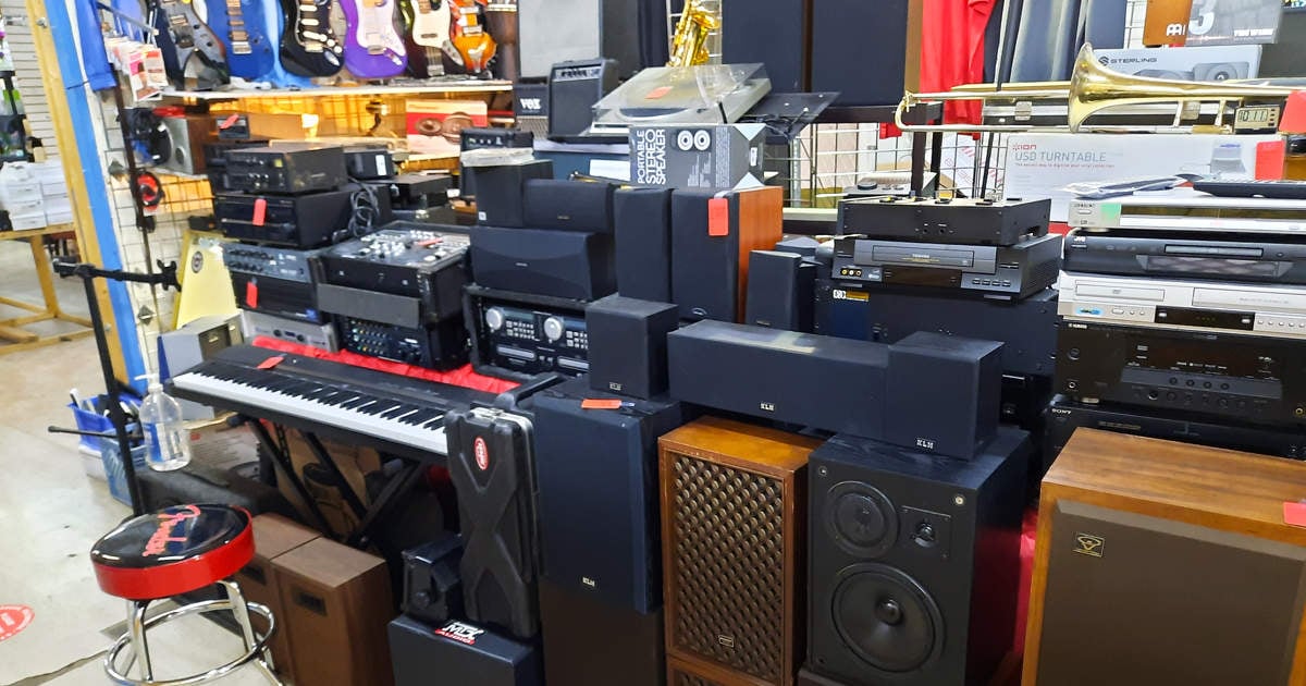 This Enormous Flea Market In Michigan Has Rare Treasures You'd Never ...
