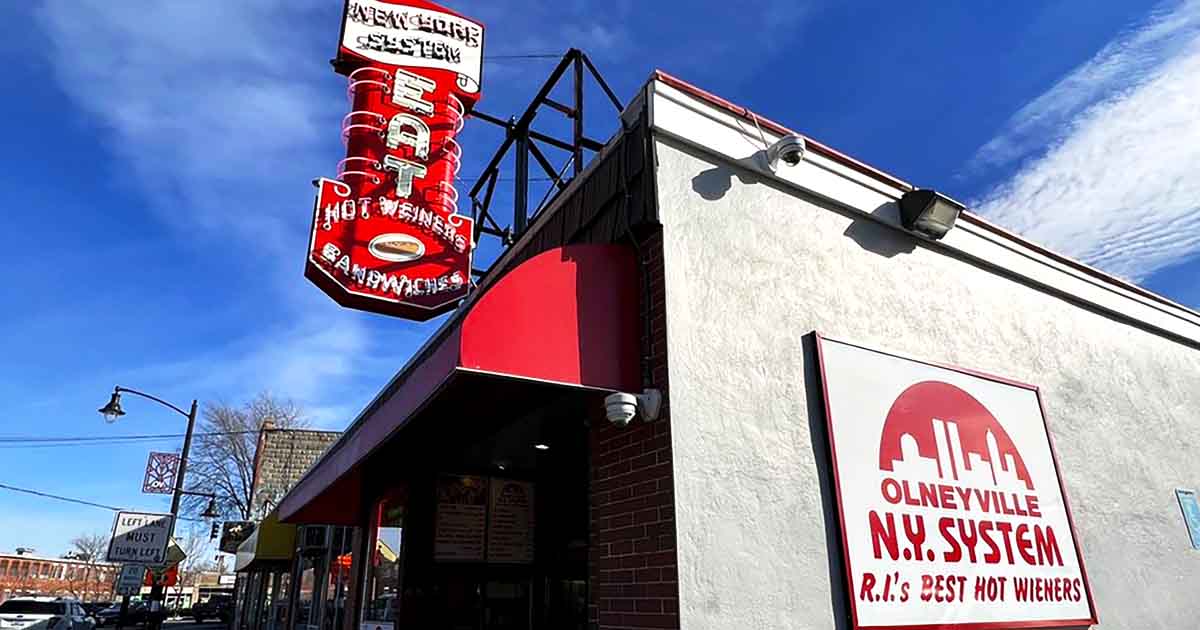 The Coffee Milk At This Tiny Restaurant In Rhode Island Is So Good, You ...