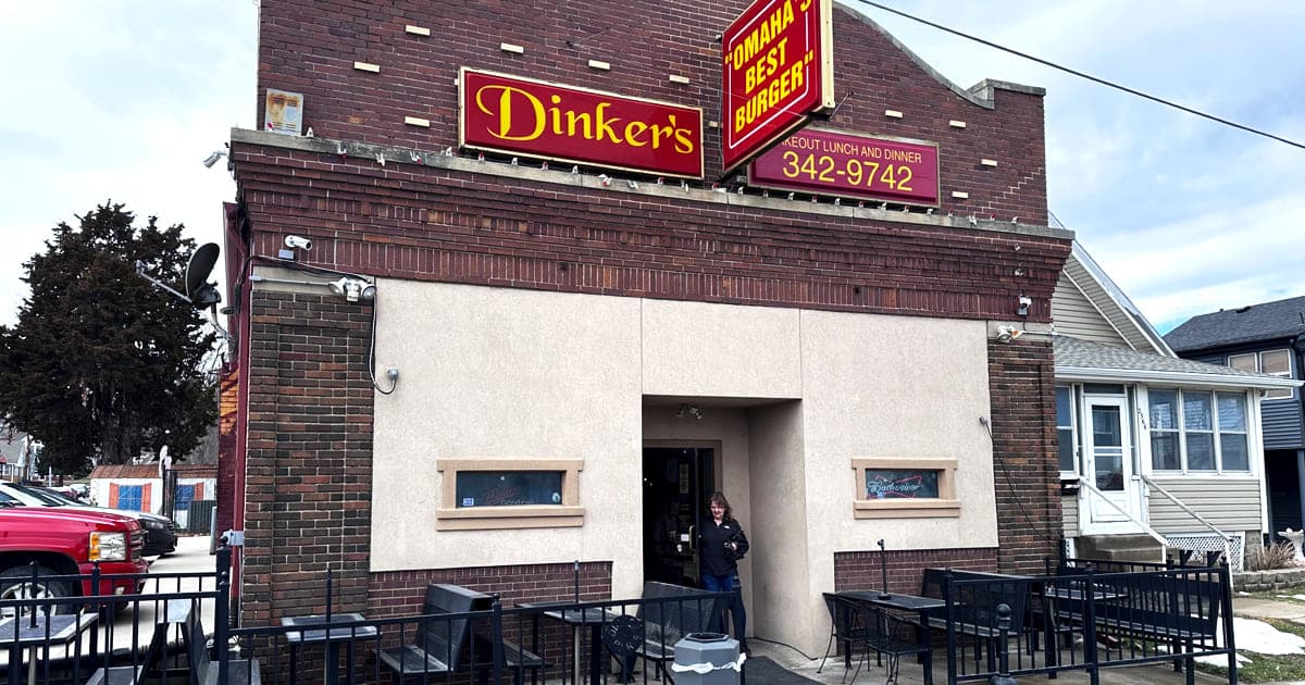 The Legendary Neighborhood Bar In Nebraska Where You Can Still Eat For ...