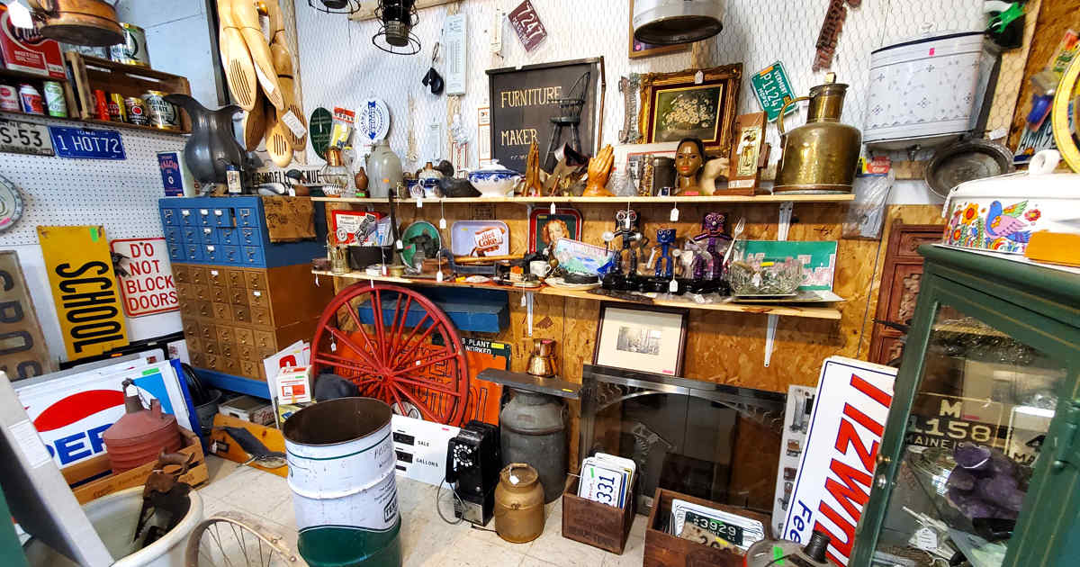 This Underrated Antique Store In Maine Offers You Rare Treasures At ...