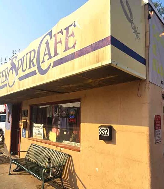 rolls cafe wyoming cinnamon ftr