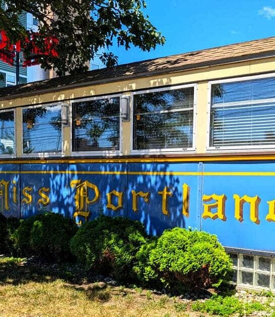 serves home fries maine ftr