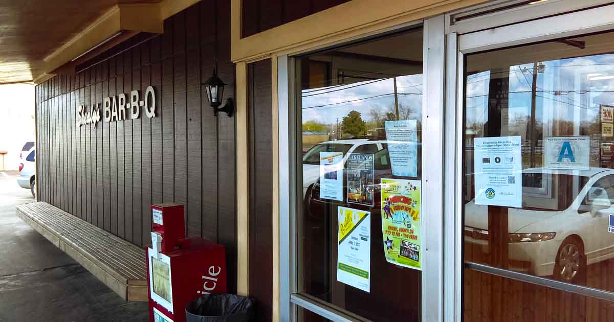 The Fried Chicken At This BBQ Restaurant In South Carolina Is Out-Of ...