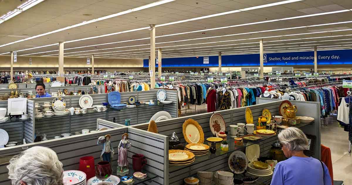11 Gigantic Thrift Stores In South Carolina With Incredible Deals ...