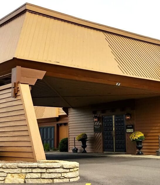 steakhouse ohio brown hash ftr