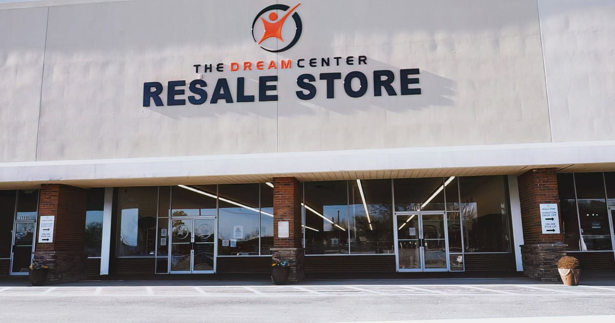The Enormous Thrift Store In South Carolina With Priceless Furniture At ...