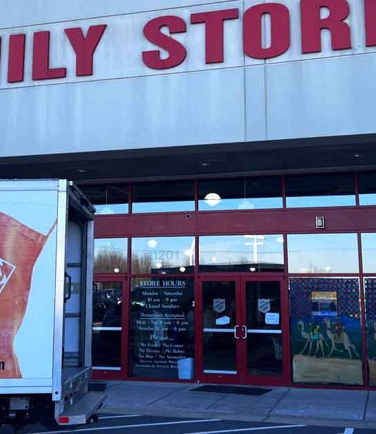 store virginia huge thrift ftr