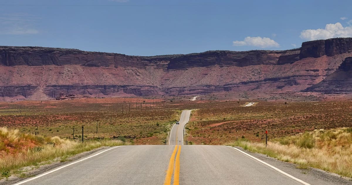 This 44-Mile Scenic Drive In Utah Is So Stunning, You’ll Think You’re ...