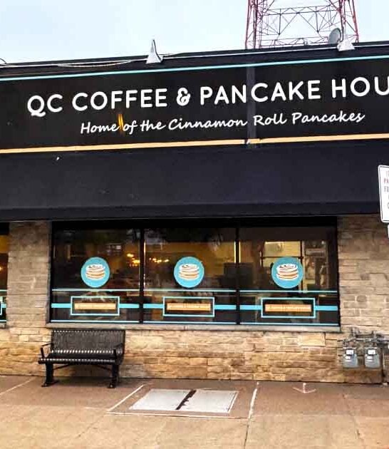 tiny illinois cafe pancakes ftr