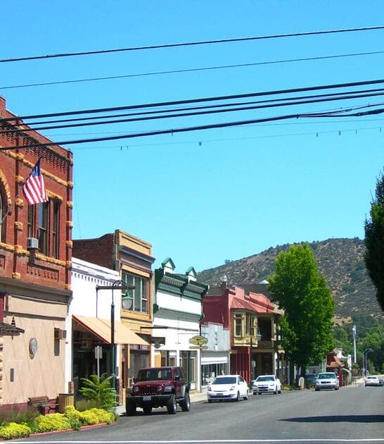 town california monthly rent ftr