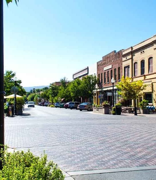 6 Gorgeous Towns In California That&rsquo;ll Make You Feel Like You&rsquo;re In A Living Postcard