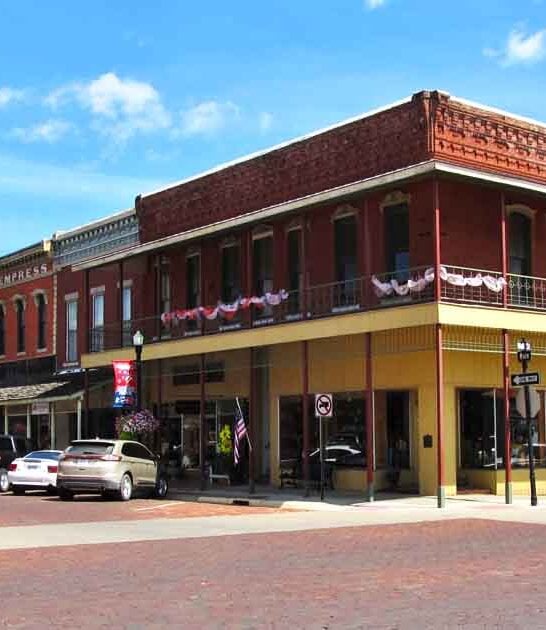 underrated cities kansas ftr