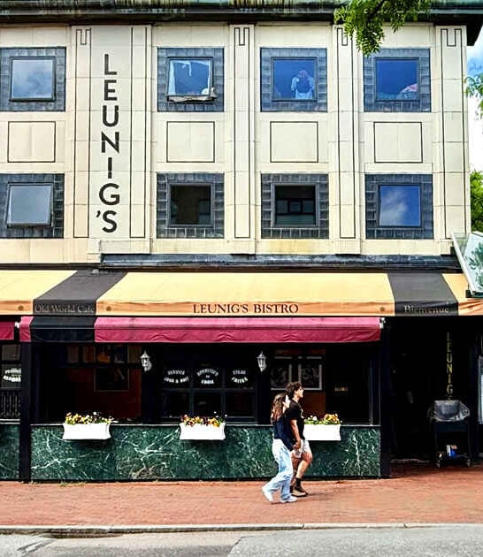 vermont unassuming humble bistro ftr