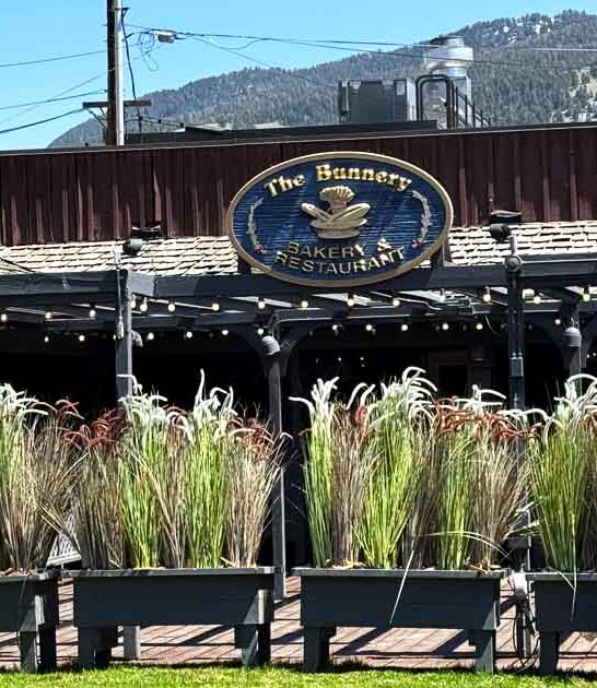 wyoming huckleberry pie restaurant ftr