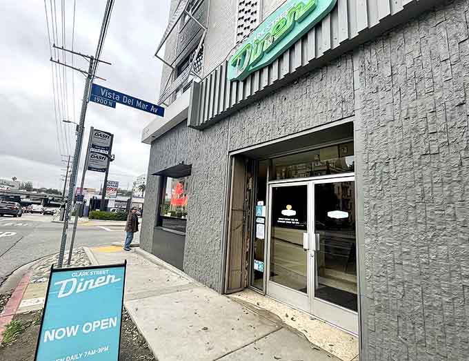 That turquoise sign beckons like a beacon of hope for your wallet and your empty stomach.