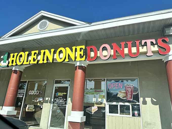 That cheerful signage and those candy-cane columns make this place impossible to miss, even before sunrise.