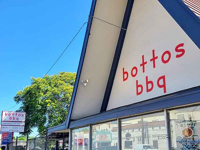 The triangular roofline and welcoming signage make this spot impossible to miss on your drive.