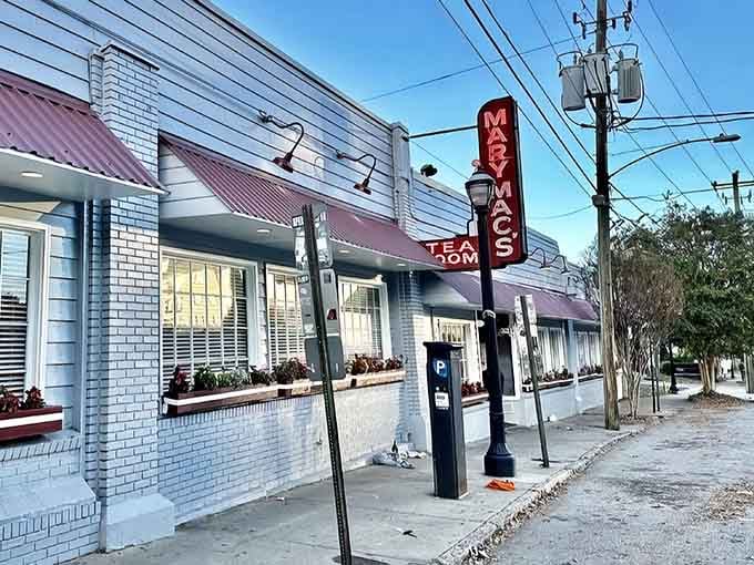 That iconic red sign has been calling hungry Atlantans home for generations, and resistance is futile.