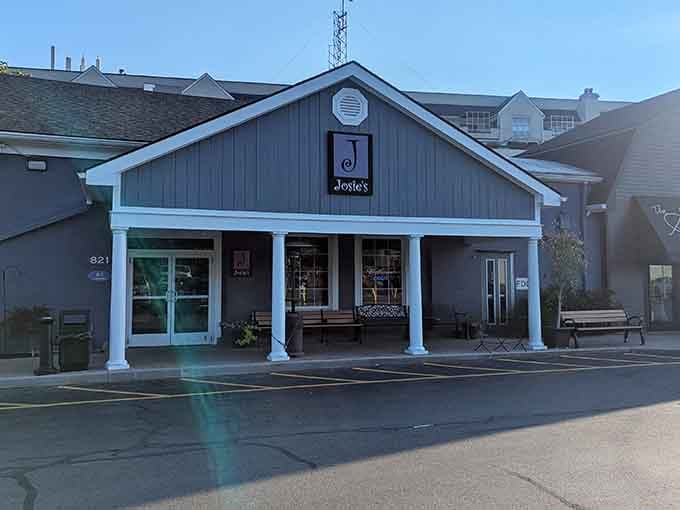 The welcoming front porch and classic architecture make Josie's look like breakfast heaven decided to set up shop in Lexington.