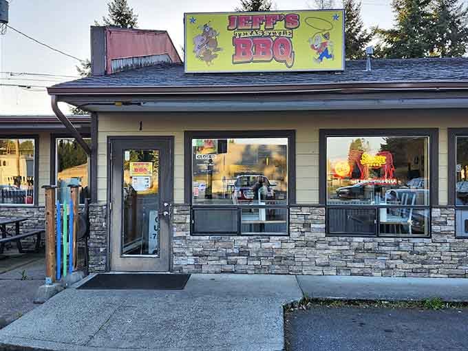 The stone facade might be Pacific Northwest, but that bright yellow sign promises a culinary road trip straight to the Lone Star State.