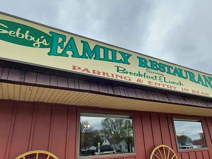 That sign isn't just advertising breakfast and lunch, it's making a promise that's been kept for generations.