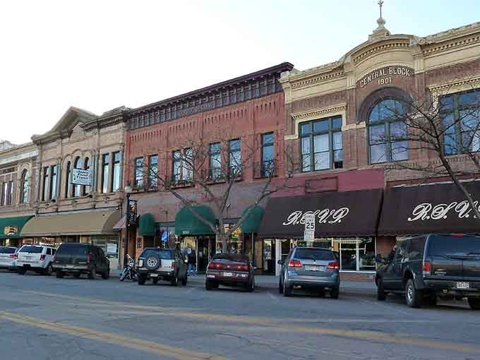 Downtown Cañon City looks like a movie set where westerns meet modern life, complete with historic facades that whisper stories of the Old West.