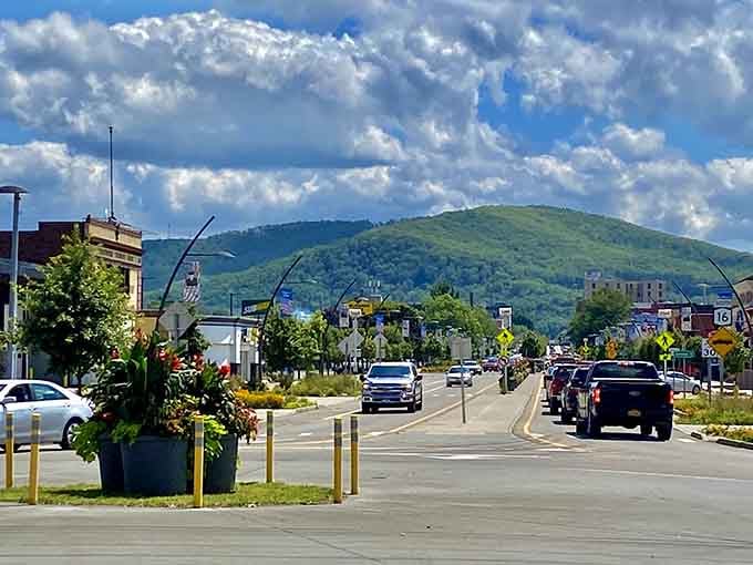 Olean's stunning backdrop of rolling Allegheny foothills reminds you that Mother Nature doesn't charge admission fees for her most spectacular views.