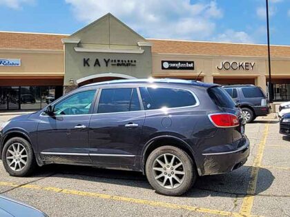The Enormous Outlet Mall In Michigan That Could Take You All Day To Explore