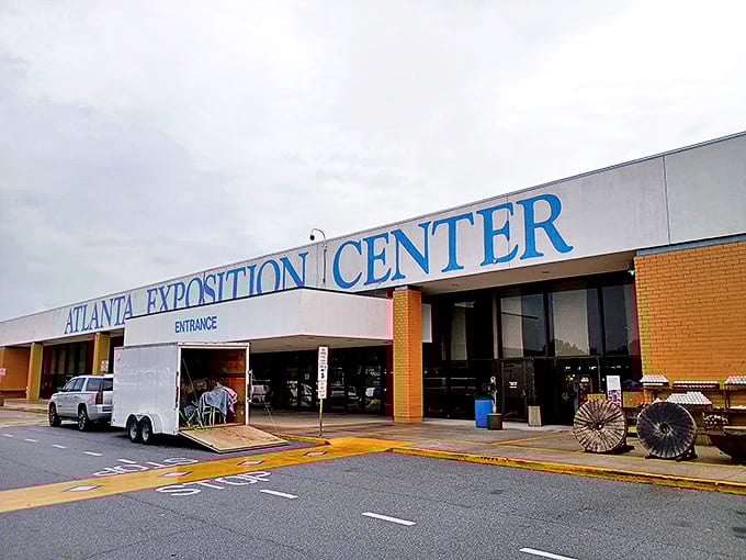 The Atlanta Exposition Center transforms monthly into a treasure hunter's paradise. Who knew paradise had such convenient parking?