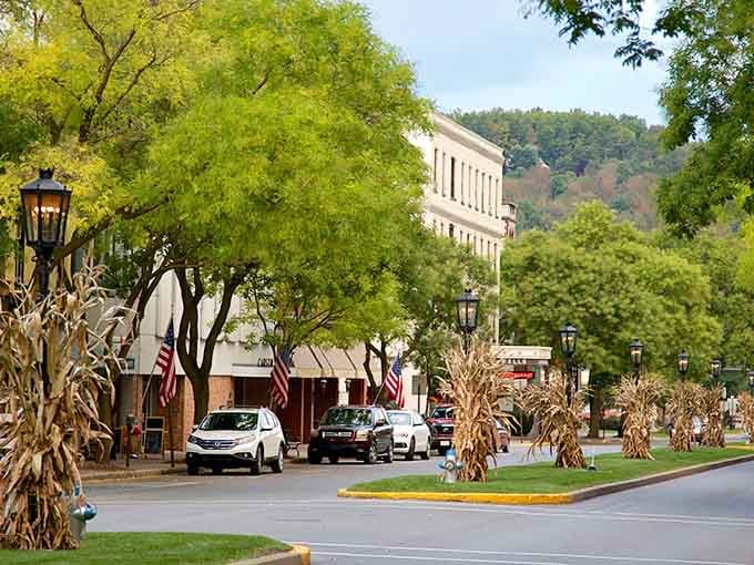 Those gas lamps lining Main Street aren't just for show, they actually light up every evening like clockwork.