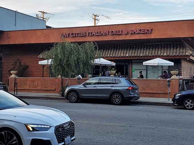 The line outside isn't for a movie premiere&mdash;it's for sandwiches that'll make you forget Hollywood exists.