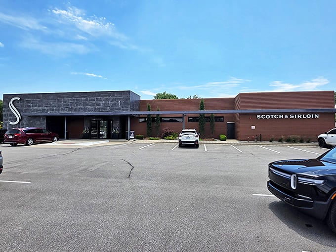 The modern meets classic exterior of Scotch & Sirloin stands proudly against the Kansas sky, like a beacon calling to serious steak enthusiasts everywhere.