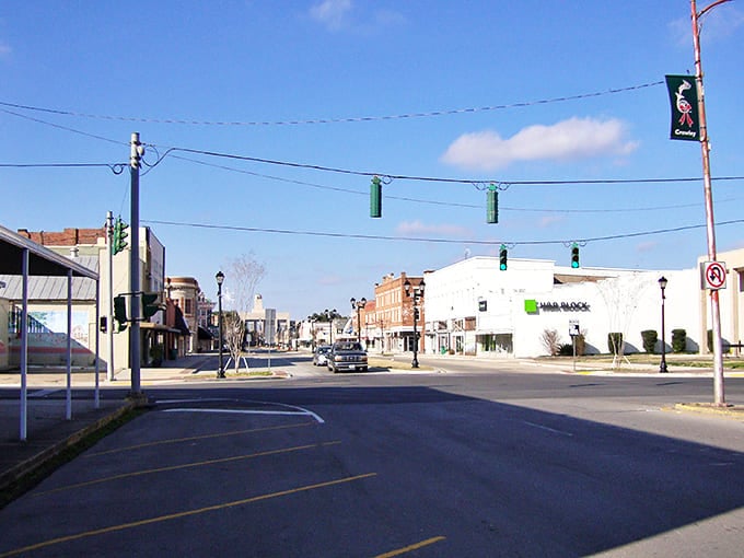 Uncrowded streets and ample parking reflect Crowley's relaxed pace&mdash;no traffic jams or parking fees to strain your retirement savings here.