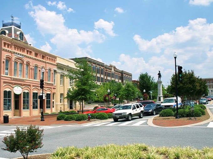 Morgan Square welcomes you with historic charm and modern sensibility&mdash;where Revolutionary War heroes would probably approve of today's affordable coffee prices.