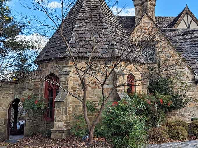 Stone turrets rising against Maryland skies? Yes, this fairy-tale castle is absolutely real and waiting for you.