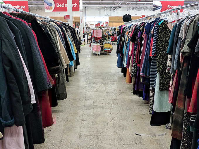 Aisle infinity: where winter coats and summer dresses coexist in perfect harmony. This fashion time capsule offers style solutions for every season and occasion.