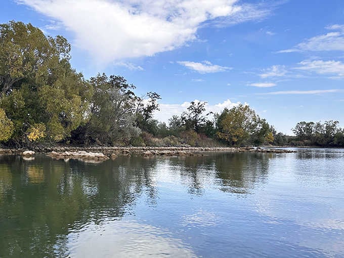 Mother Nature showing off her watercolor skills at Lake Walcott, where the sky meets its reflection in a perfect Idaho romance.