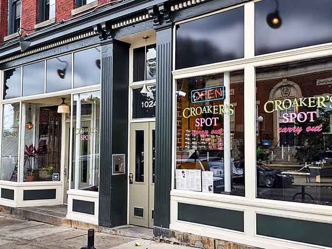 That storefront beckons like a portal to flavor town, where jazz meets soul food in perfect harmony.