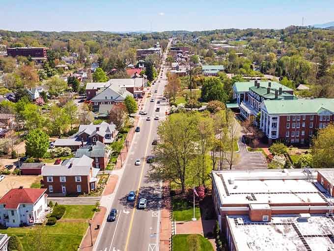 Main Street Abingdon looks like someone hit the "charm" button and forgot to stop pressing it.