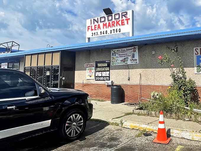 Welcome to bargain paradise! This unassuming entrance has launched thousands of treasure hunts, where one person's "finally getting rid of it" becomes another's "finally found it!"