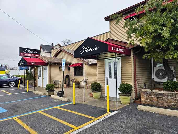 That unassuming exterior hides some of the best beef in Bergen County, proving you can't judge a steakhouse by its awning.