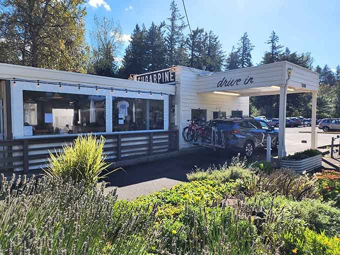 That crisp white exterior isn't just pretty, it's your beacon to barbecue bliss in Troutdale.