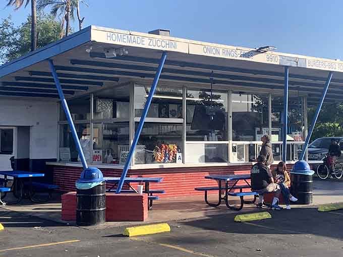 Those iconic blue beams aren't just architectural flair&mdash;they're like a beacon calling hungry travelers to this mid-century drive-in paradise.