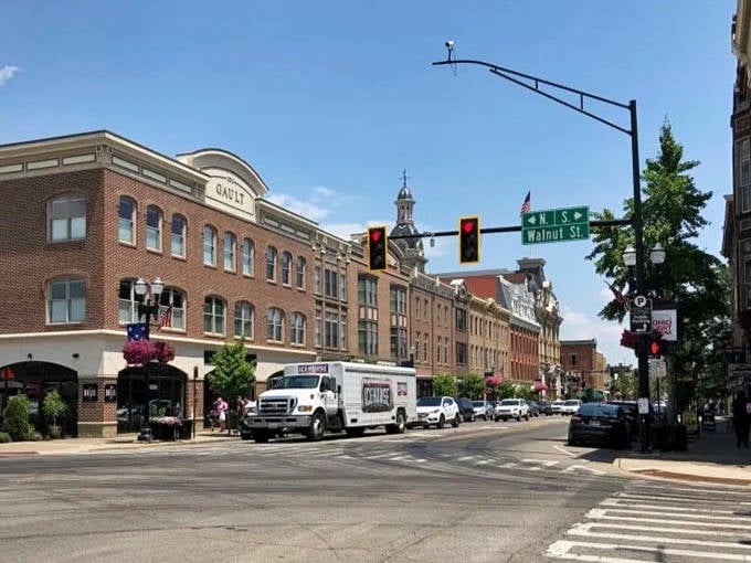 Downtown Wooster's historic brick facades create a scene straight out of a Hallmark movie, minus the predictable plot twists.