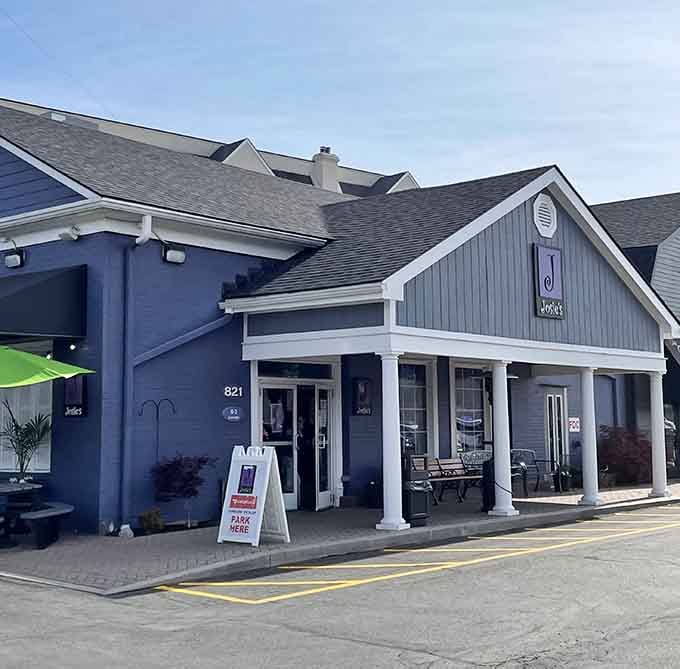 Columns worthy of a Southern mansion but with breakfast that would make any Kentucky colonel tip his hat. The outdoor seating area practically whispers, "Stay awhile, the office can wait."