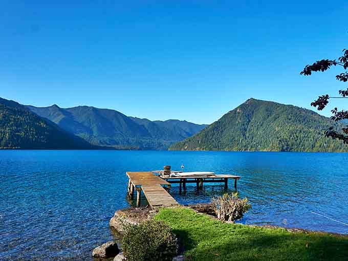 Your own private dock on water this clear feels like winning the Pacific Northwest lottery, doesn't it?