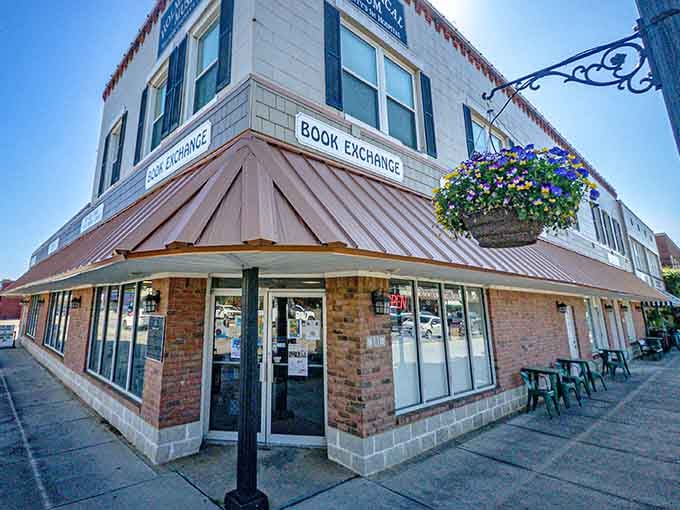 That copper awning and brick facade practically whisper "come spend your afternoon with us" to anyone driving by downtown Foley.