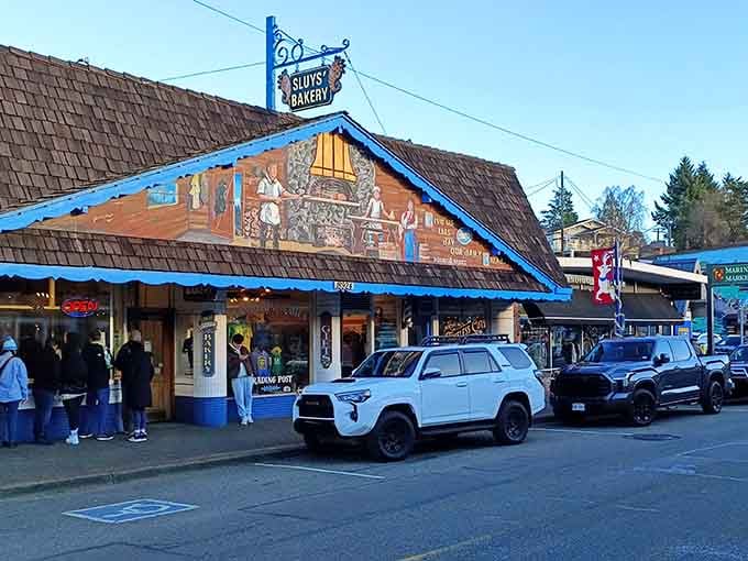 The mural tells the story of Norwegian baking traditions, while that line out front tells you everything else you need to know.