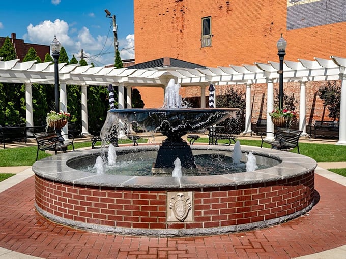 This downtown plaza fountain creates the perfect backdrop for pretending you're in a romantic comedy set in small-town America.