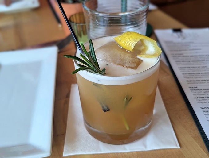 A cocktail that looks as refreshing as it tastes, perfect for washing down all that delicious Southern comfort.